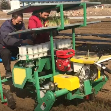 Self-propelled transplanter machine | vegetable transplanter